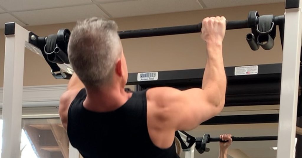 Subscapularis Pull-ups and Pulldowns - The Elite Trainer